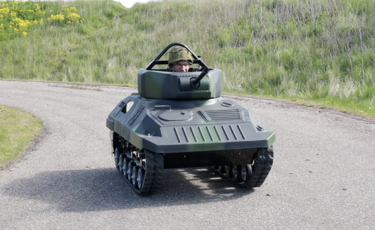 Danmarks første mini-tanks ruller på Koldkrigsmuseum Stevnsfort ...